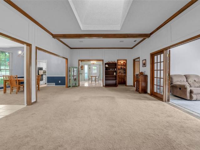 2341 Tamarisk Lane