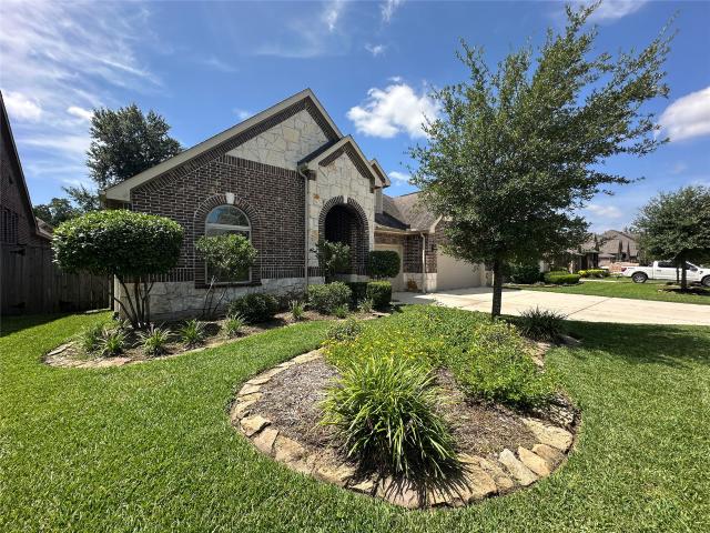 23423 Tavola Rosa Drive