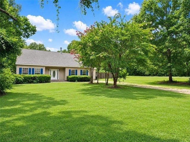 23423 N Rian Dr, Covington, LA 70435