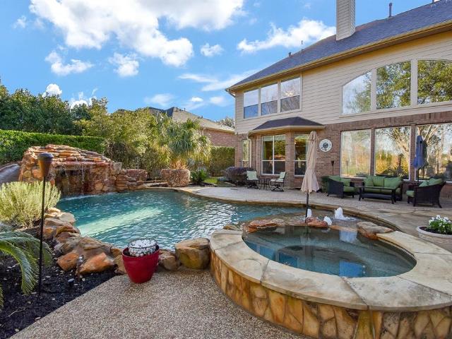 23422 Fairway Valley Lane