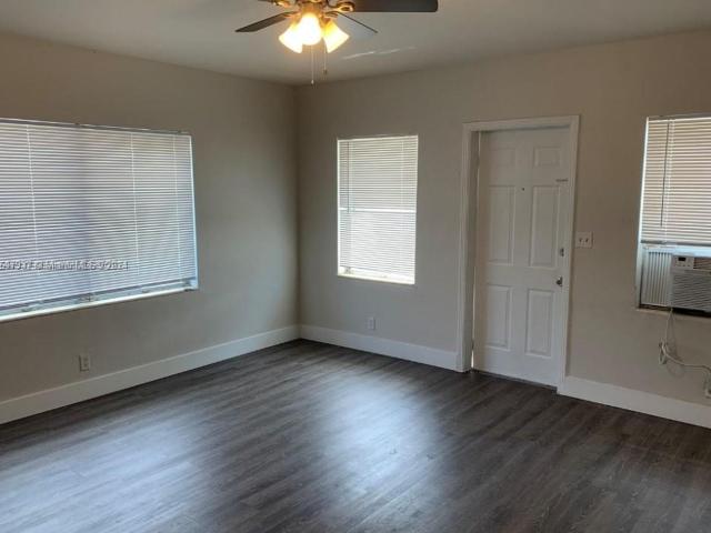 2342 N Federal LLC Studio Apartment for Rent at 2342 N Federal Hwy, Hollywood, FL 33020 Royal Poinciana