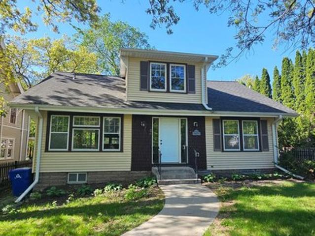 2342 Bourne Ave, Saint Paul, MN 55108