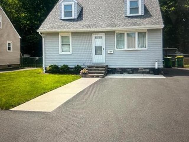 2342 Dixon Ave, Croydon, PA 19021