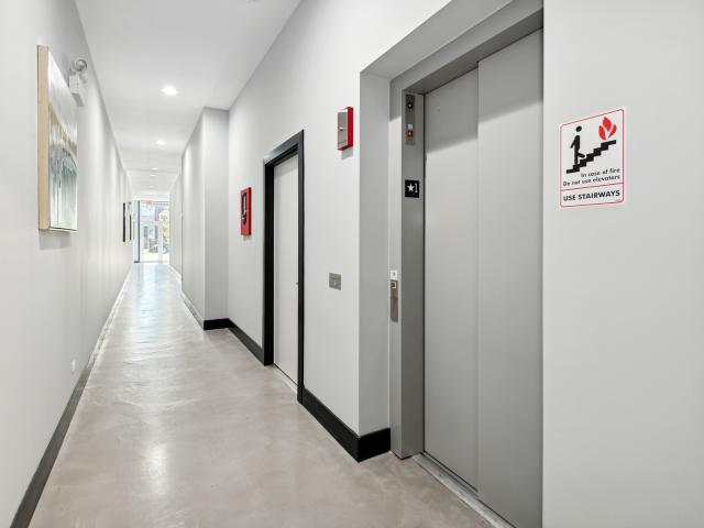 2342 W Adams St, Unit 208, Chicago, IL 60612 | MLS #12611 | Compass