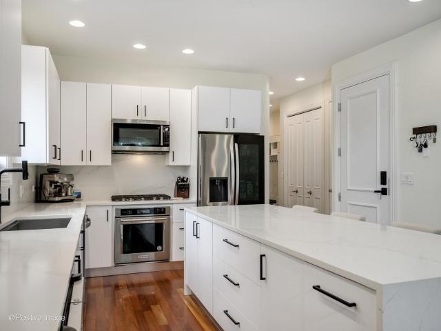 2342 W Montana Street # 2W