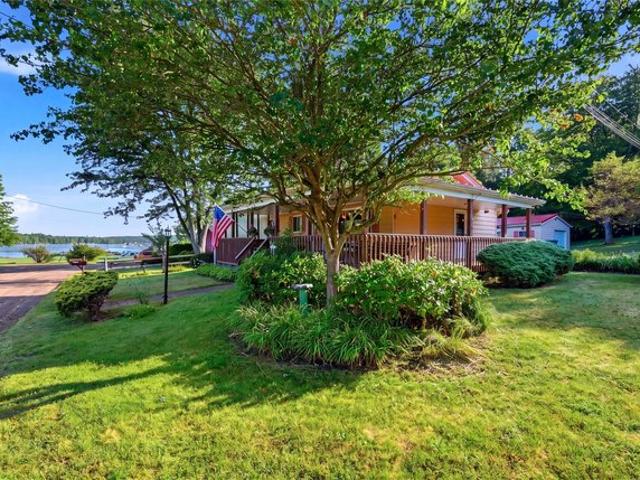 23430 Arrow Dr, Union City, PA 16438