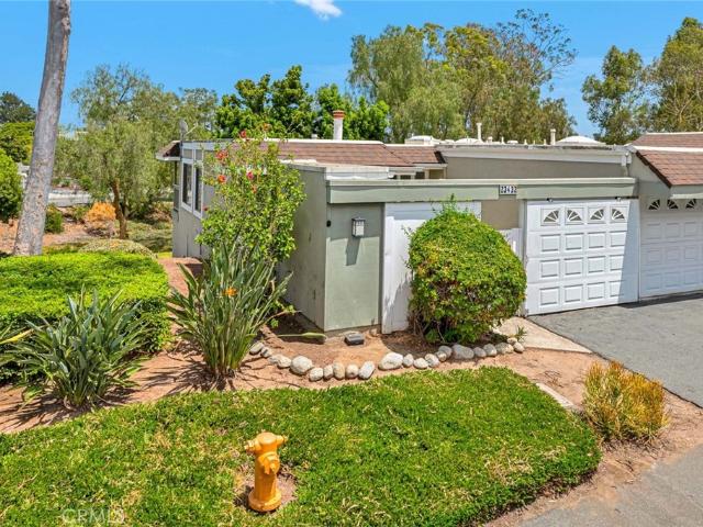 23432 Caminito Salado