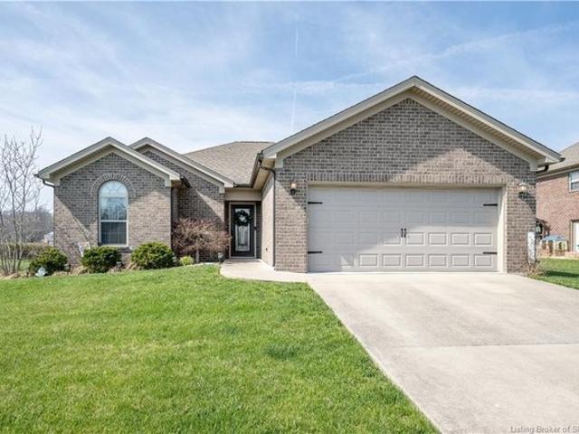 2343 Buttercup Cir, Sellersburg, IN 47172