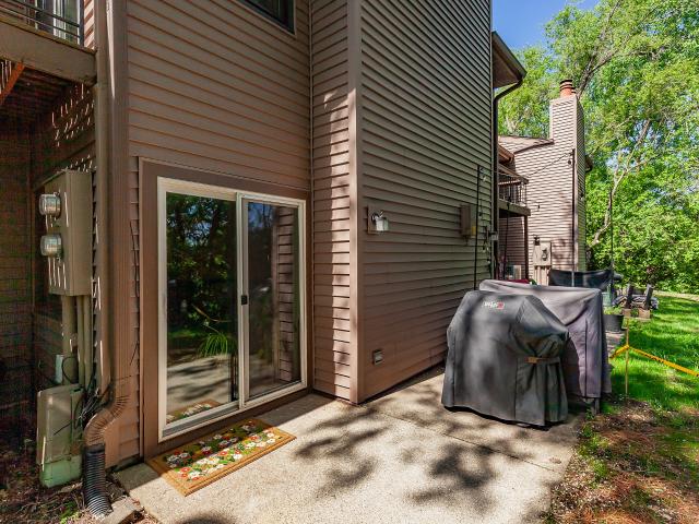 2343 Glenwood Drive 50