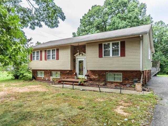 2343 Purdum Mill Rd, Appomattox, VA 24522