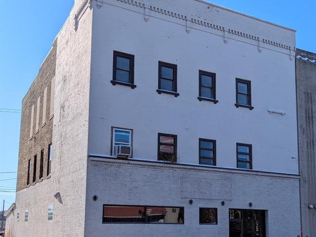 234 1/2 W Wisconsin Street
