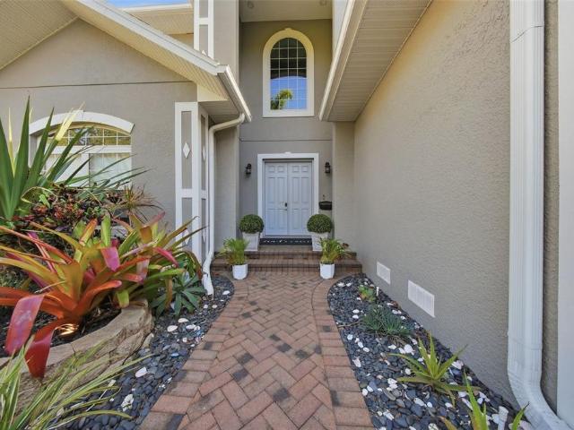 234 36th Ave NE, St. Petersburg, FL 33704 | MLS #TB8501