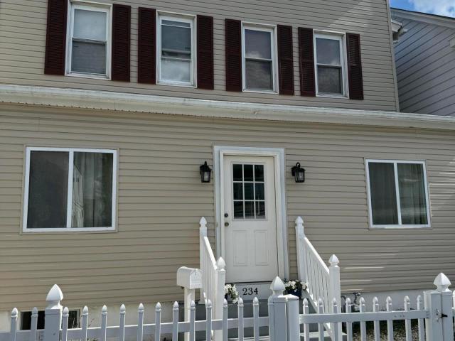 234 Carleton Avenue