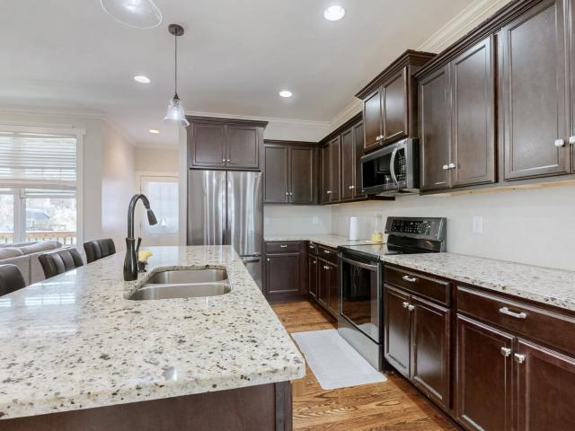 234 Cedarview Dr