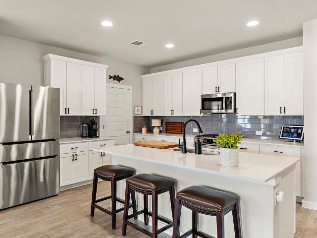 234 Appleberry Ln