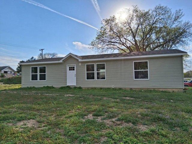 234 E 13th St, Concordia, KS 66901