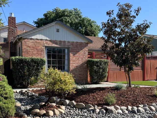 234 E Hedding St, San Jose, CA 95112 | MLS #ML82041 | Compass