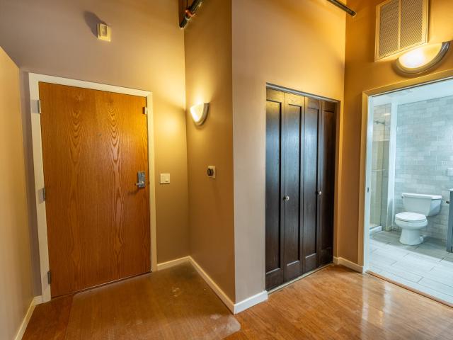234 E Reservoir Ave, Unit 404