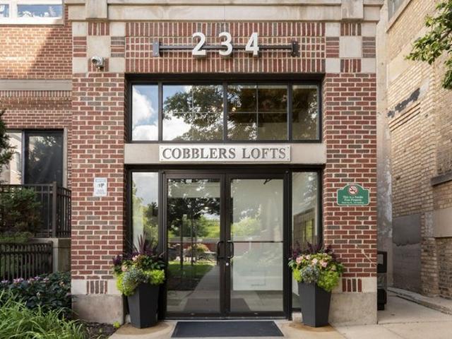 234 E Reservoir Ave Unit 606, Milwaukee, WI 53212