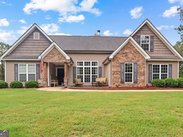 234 Emmett Young Rd, Grantville, GA 30220