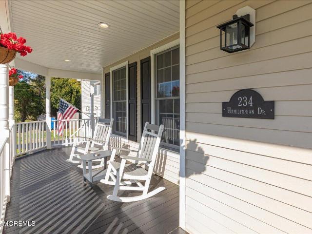 234 Hamiltonian Drive