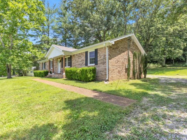 234 Hickory Dr