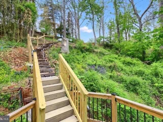 234 Hilltop Road