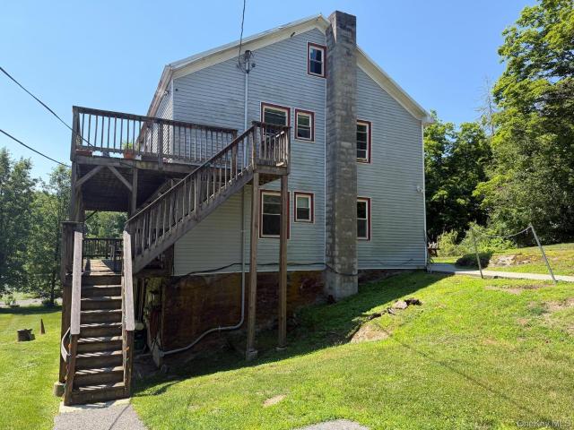 234 Lakeshore Drive