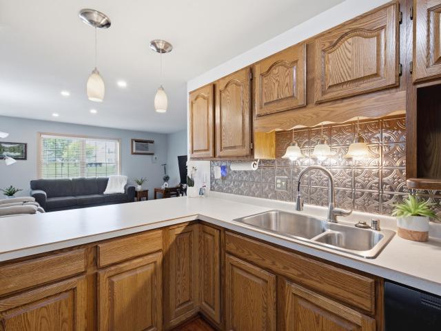 234 Minz Park Cir, Unit 1