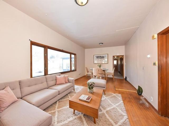 234 N 37th St, Milwaukee, WI 53208