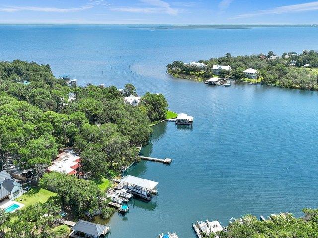 234 S Blue Heron Dr Apt 3, Santa Rosa Beach, FL 32459