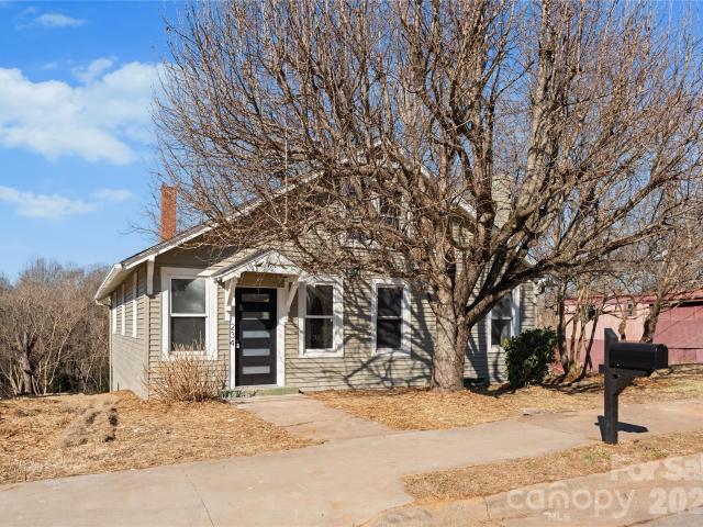 234 S Ervin Ave, Newton, NC 28658 | MLS #4343