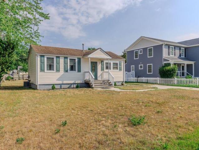234 Saint John Ave