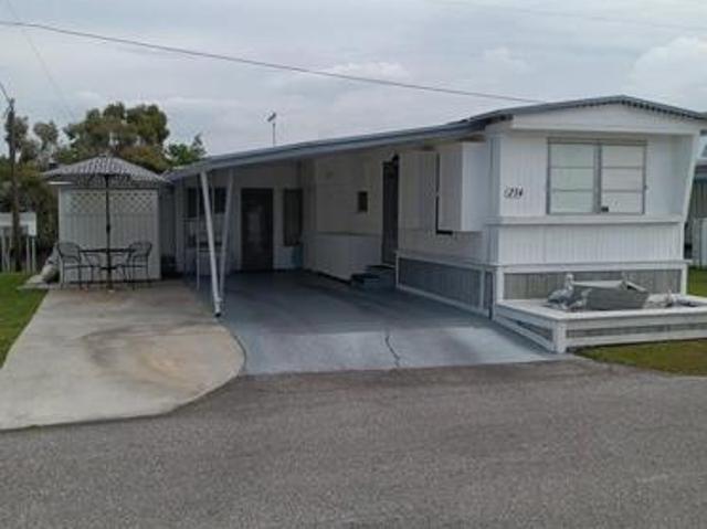234 Palm Ln, Palmetto, FL 34221