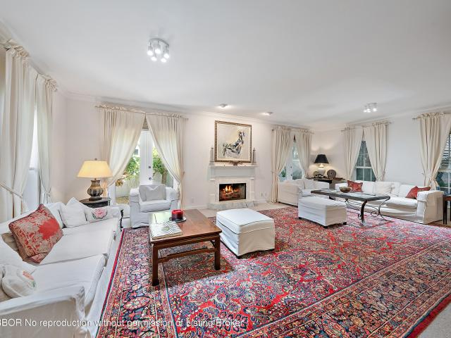 234 Park Ave, Palm Beach, FL 33480 | MLS #25 1612