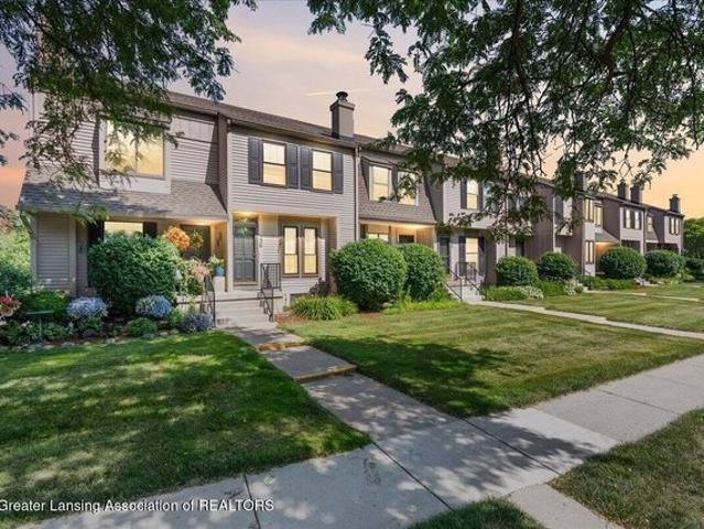 234 Park Meadows Dr Unit 13, Lansing, MI 48917