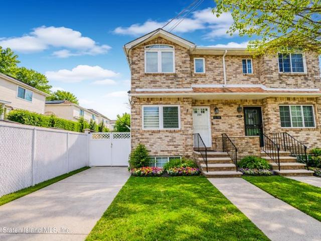 234 Queen St, Staten Island, NY 10314