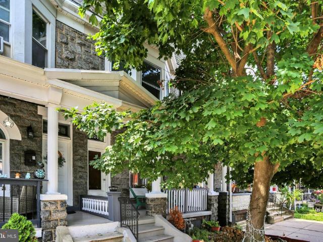 234 W Douglass Street