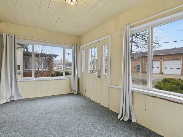 234 W Pleasant Street