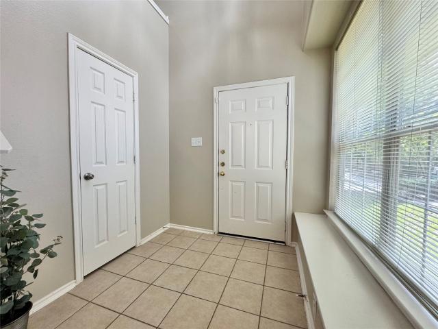 234 W Stedhill Loop