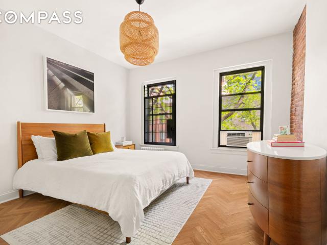 234 West 16th Street, New York, NY