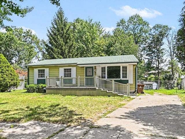 234 Trinity Cir, Lansing, MI 48911