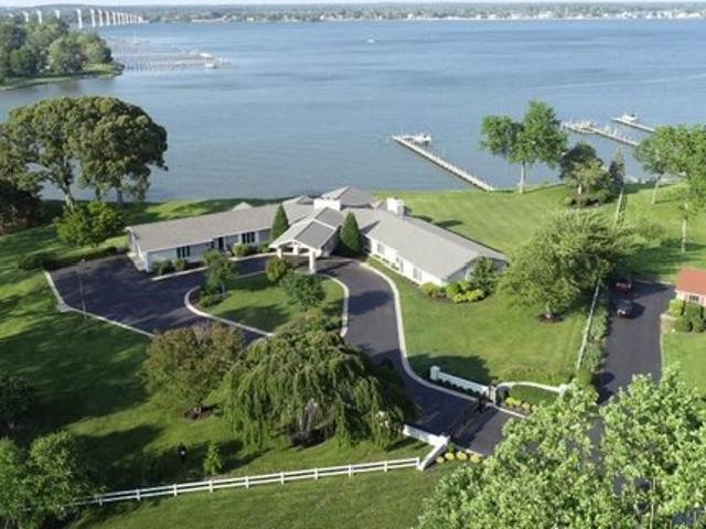 23540 River Rd, Lexington Park, MD 20653