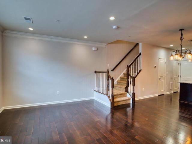 23542 Buckland Farm Terrace