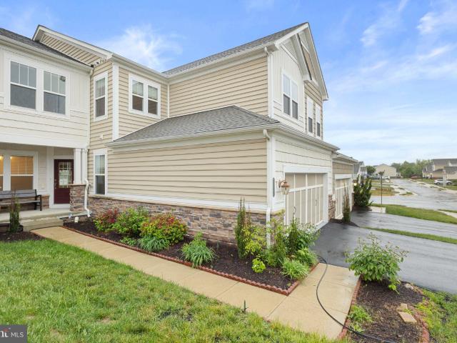 23542 Christina Ridge Square, Ashburn, VA 20148 | MLS #VALO2124 | Compass