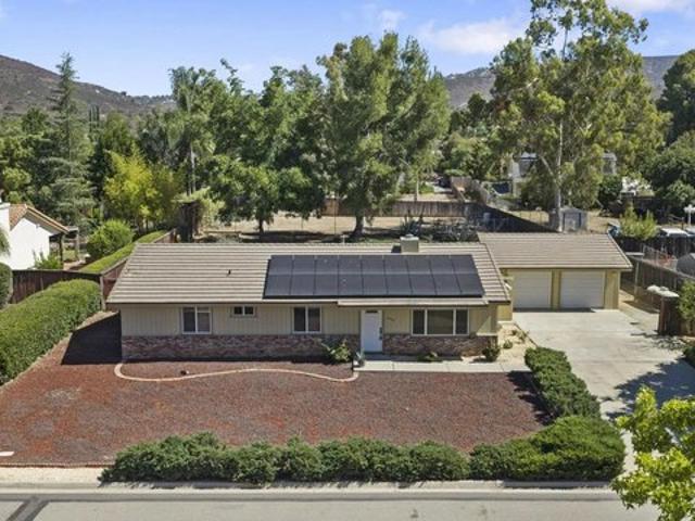 23546 Oriente Way, Ramona, CA 92065