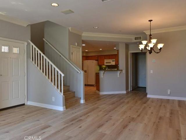 2354 Sunningdale Dr, Tustin, CA 92782