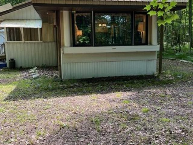2355 Orchard Landing Rd, Brethren, MI 49619