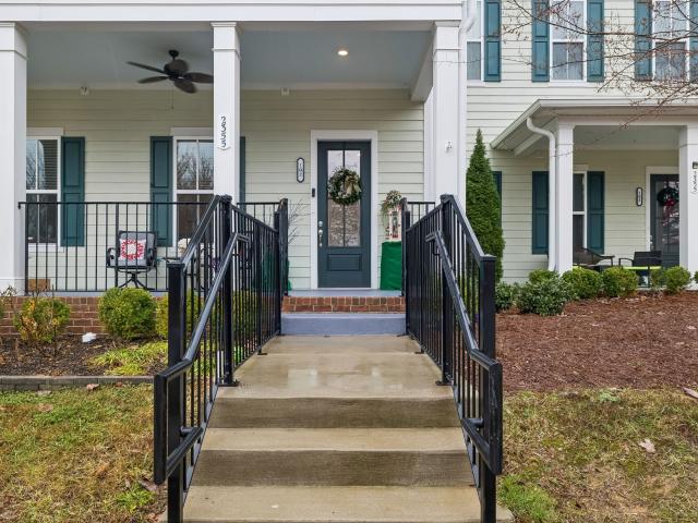 2355 Fairchild Cir # 102
