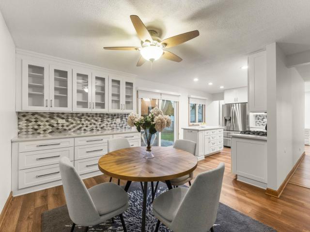 2355 Sunnydale Dr, Woodridge, IL 60517 | Compass